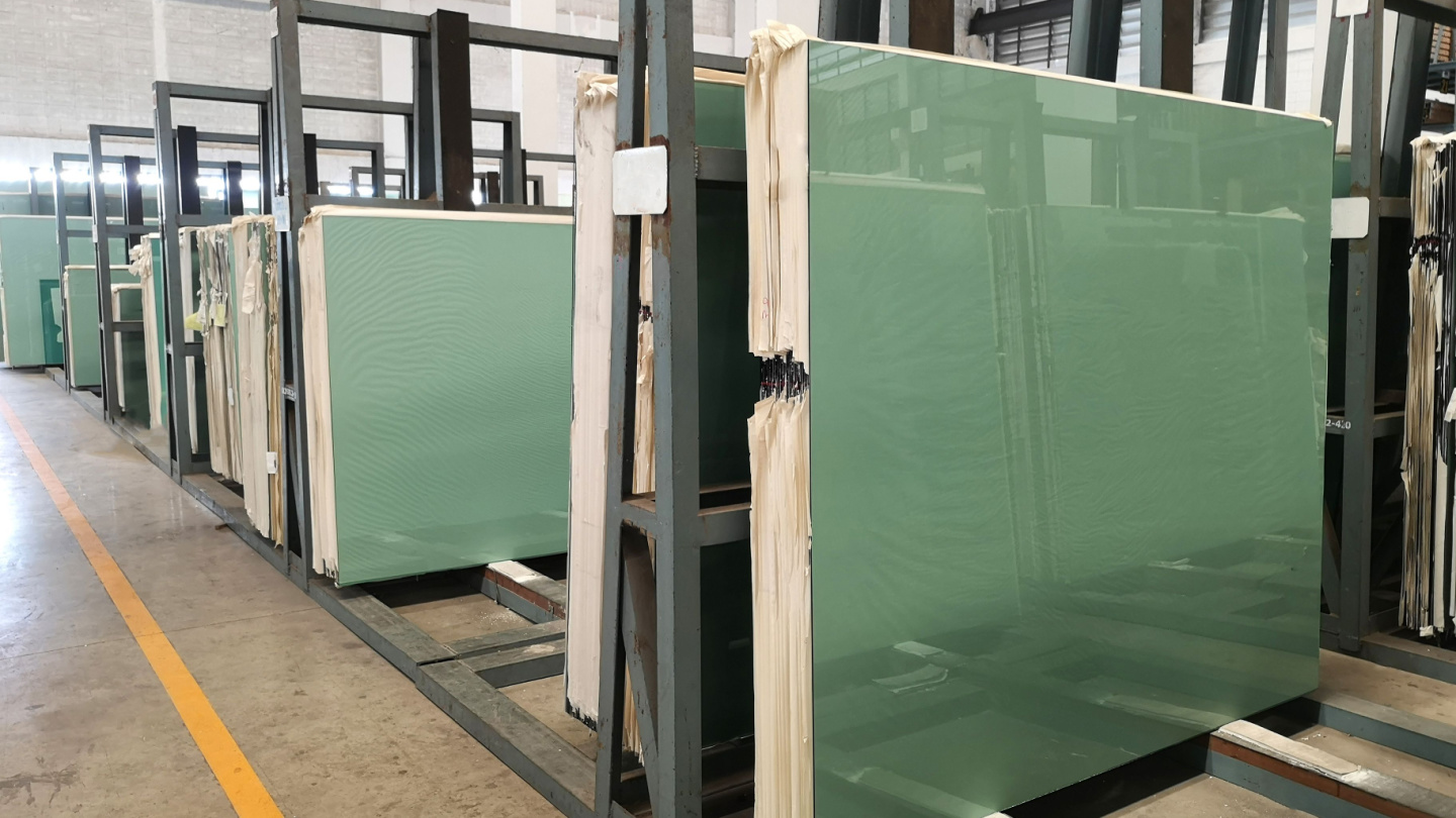 Who are the leading innovators in heat-insulated glazing panels for the ...