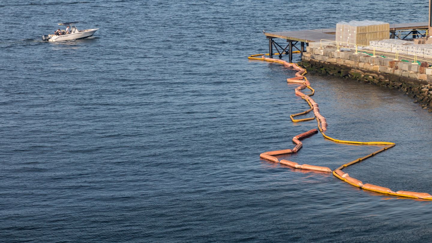 Who are the leading innovators in floating breakwaters for the ...