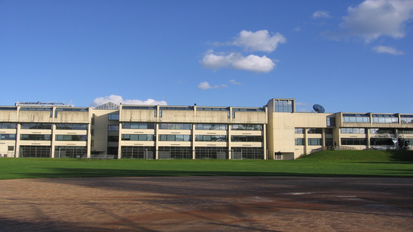 Ground breaks on NHS/P-TECH buildings in Norwalk