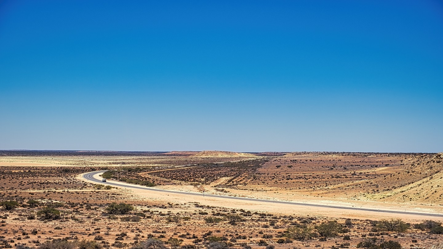 Ground breaks on Oakajee SIA access road project in WA