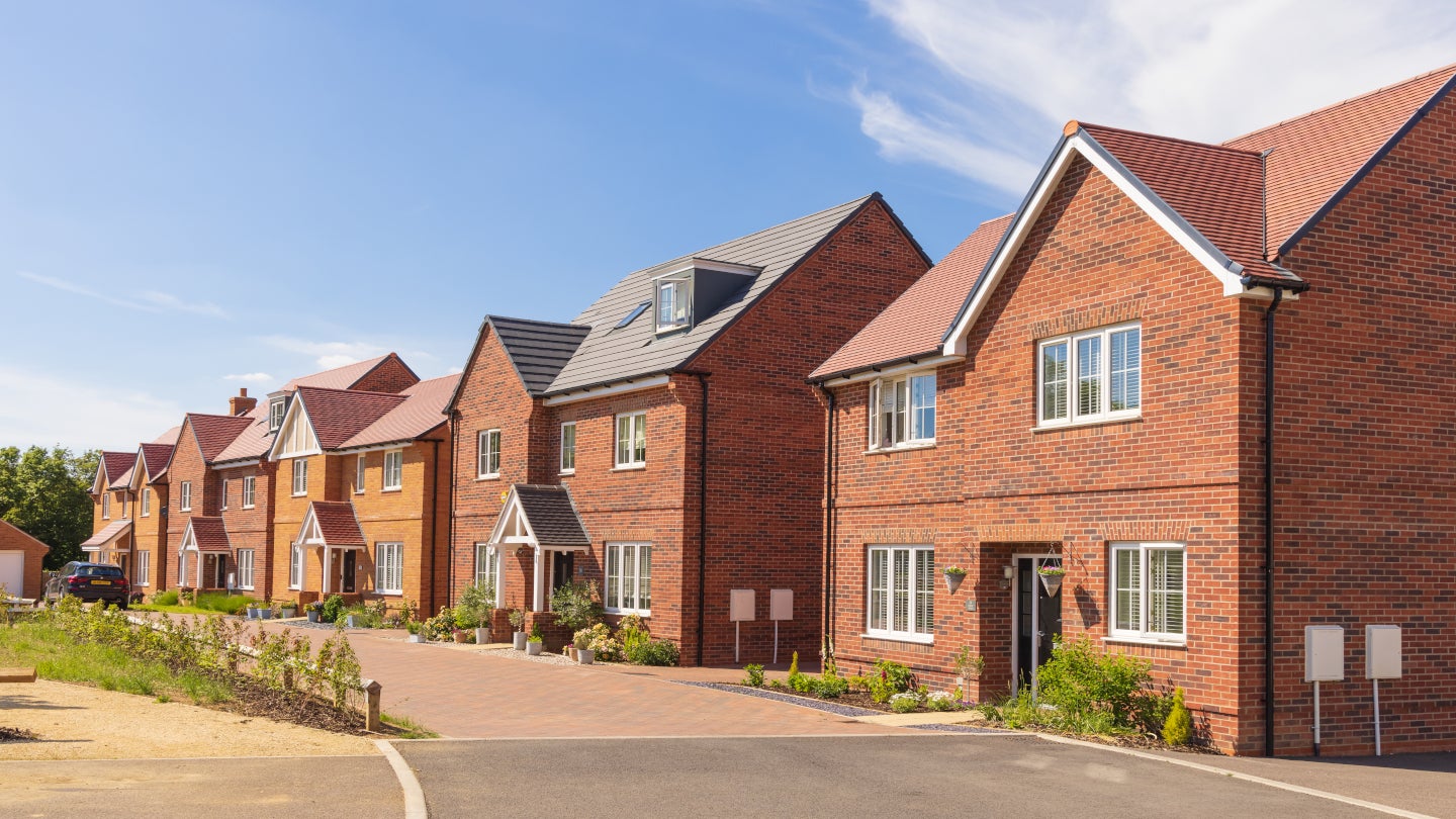 UK plans 150 infrastructure projects and 1.5 million homes