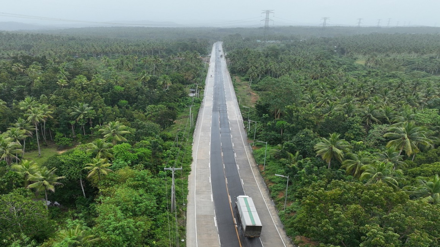 Philippines' DPWH completes two road-widening projects in Camarines Sur
