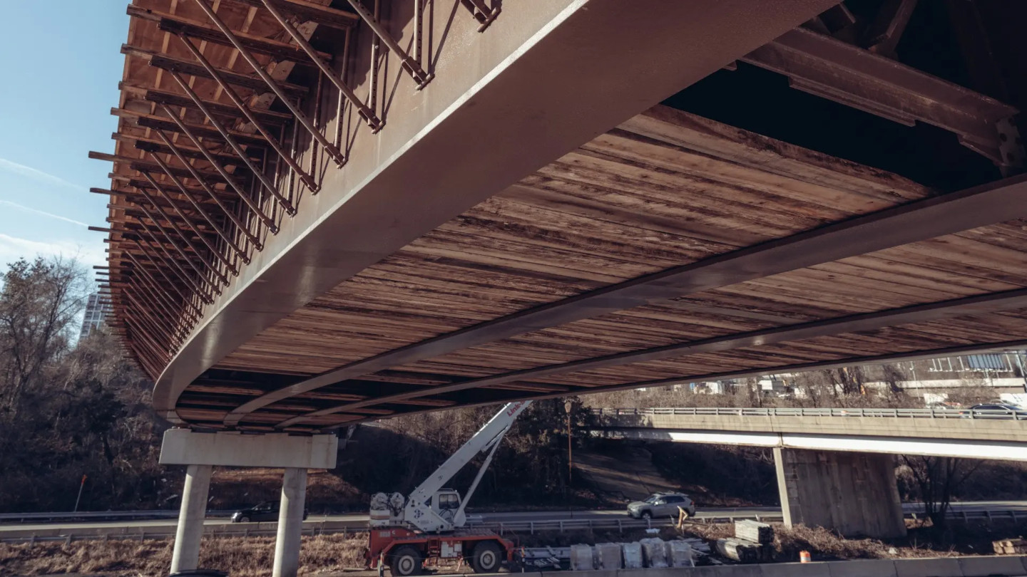 Lane completes girder installation for 495 NEXT project in Virginia